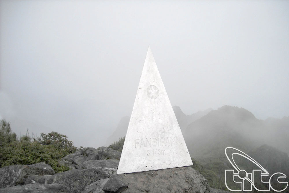 Mount Fan Si Pan (Fan Si Pan)